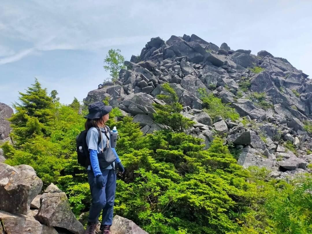岩！岩！乾徳山・黒金山-2023-06-18 / K Satomiさんの乾徳山・黒金山の活動データ | YAMAP / ヤマップ