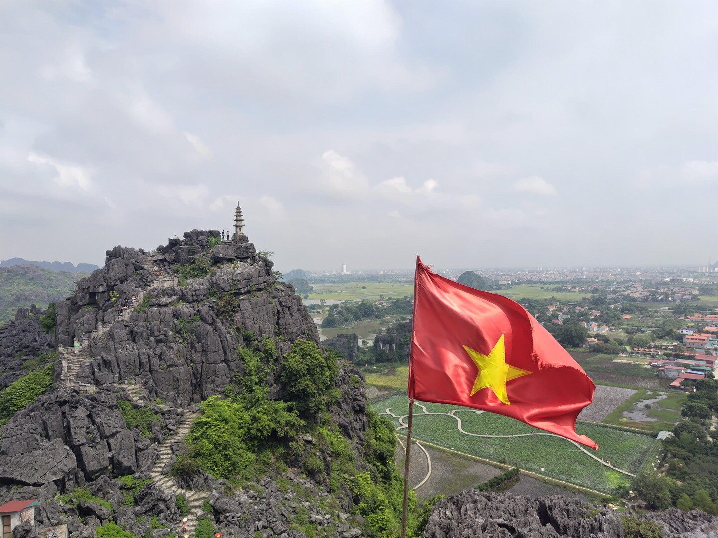Lying Dragon Mountain 🇻🇳の臥龍山 / Xiaozhenさんのウォーキングの活動日記 | YAMAP / ヤマップ