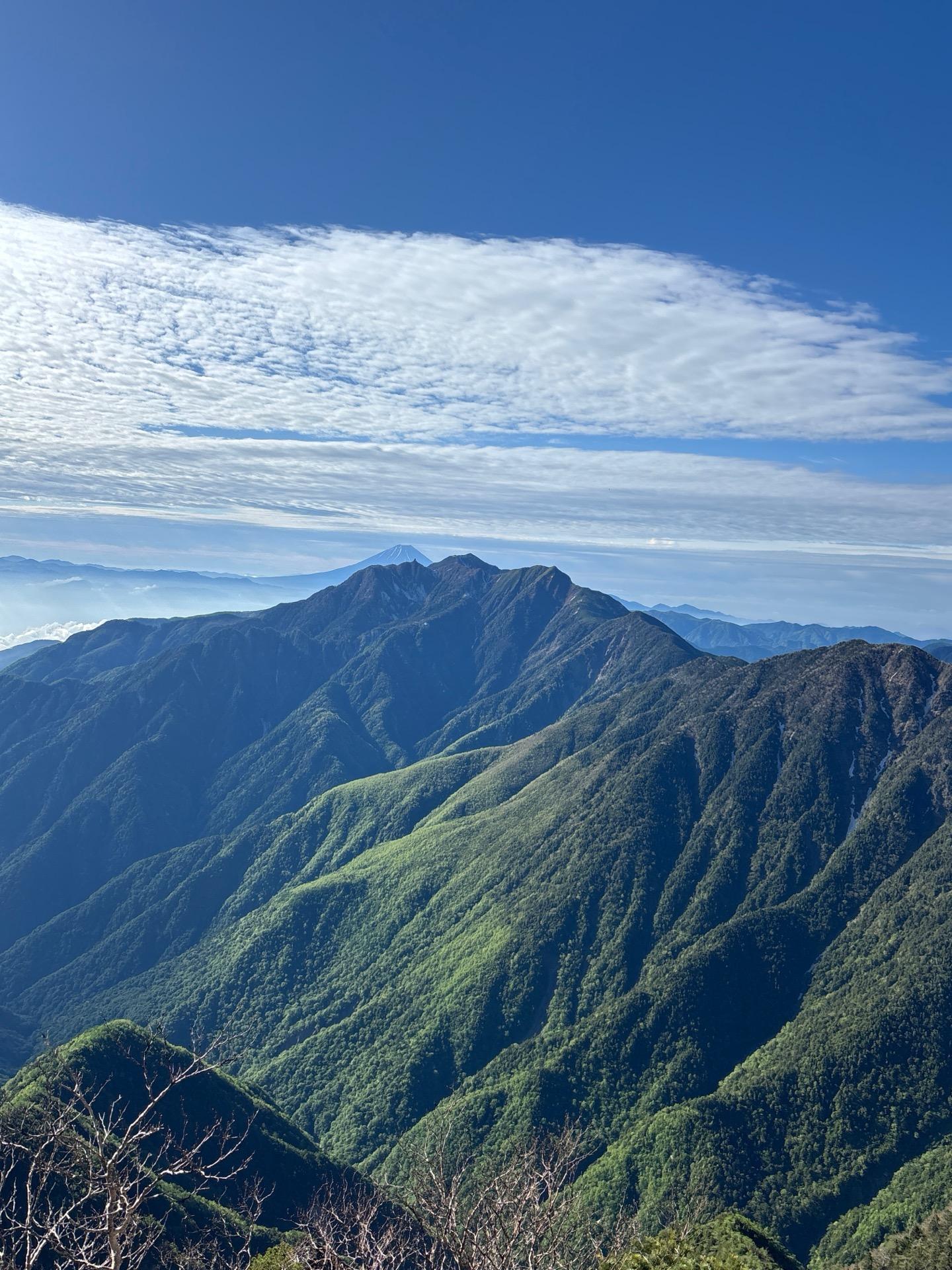 前屏風ノ頭・甲斐駒ヶ岳・駒津峰・栗沢山・アサヨ峰・赤薙沢ノ頭・高嶺・赤抜沢ノ頭・地蔵岳（鳳凰山） / Yotaさんの甲斐駒ヶ岳・日向山の活動 ...