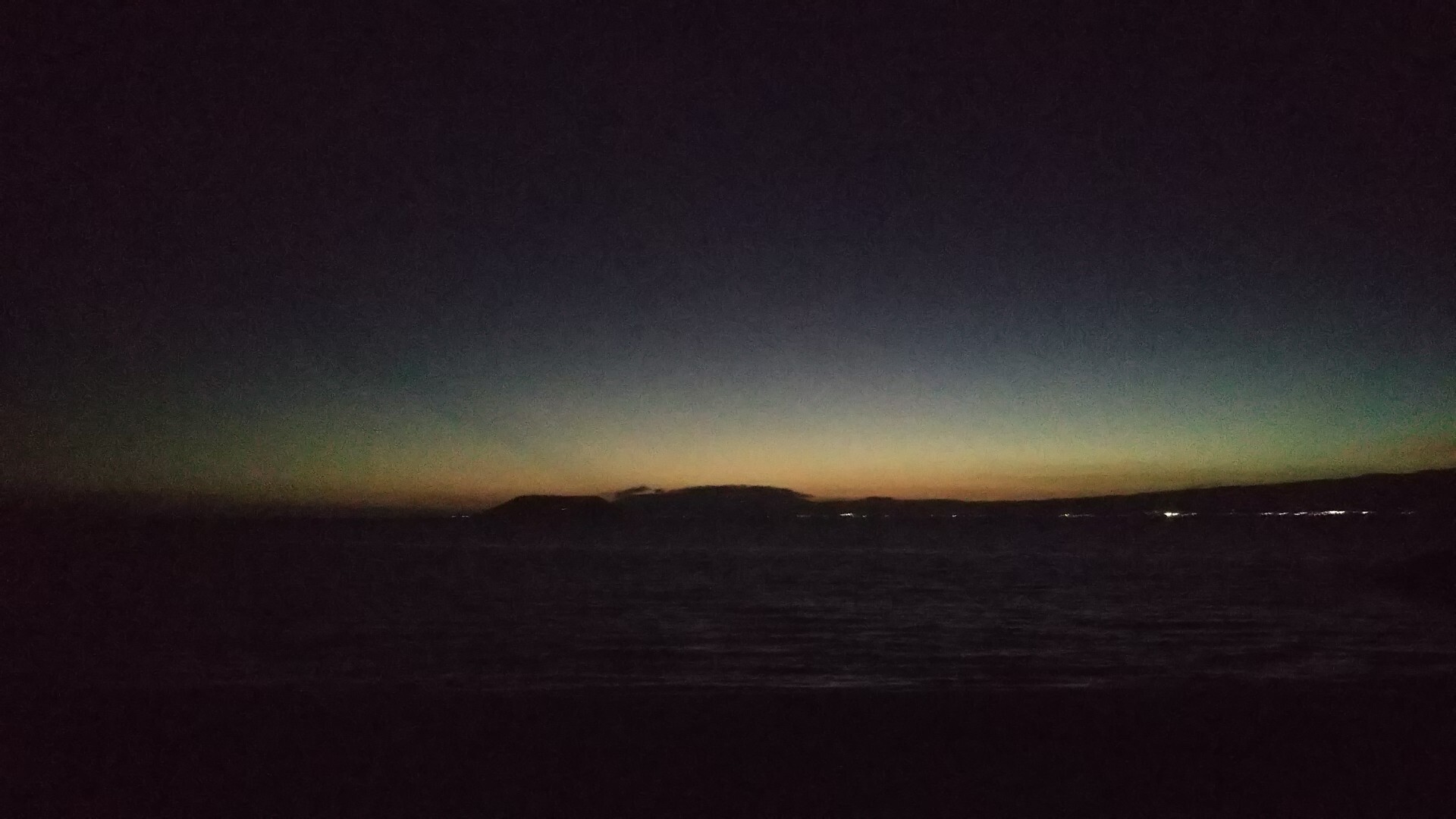 Twilight & the moon ... / みんみんさんのモーメント | YAMAP / ヤマップ