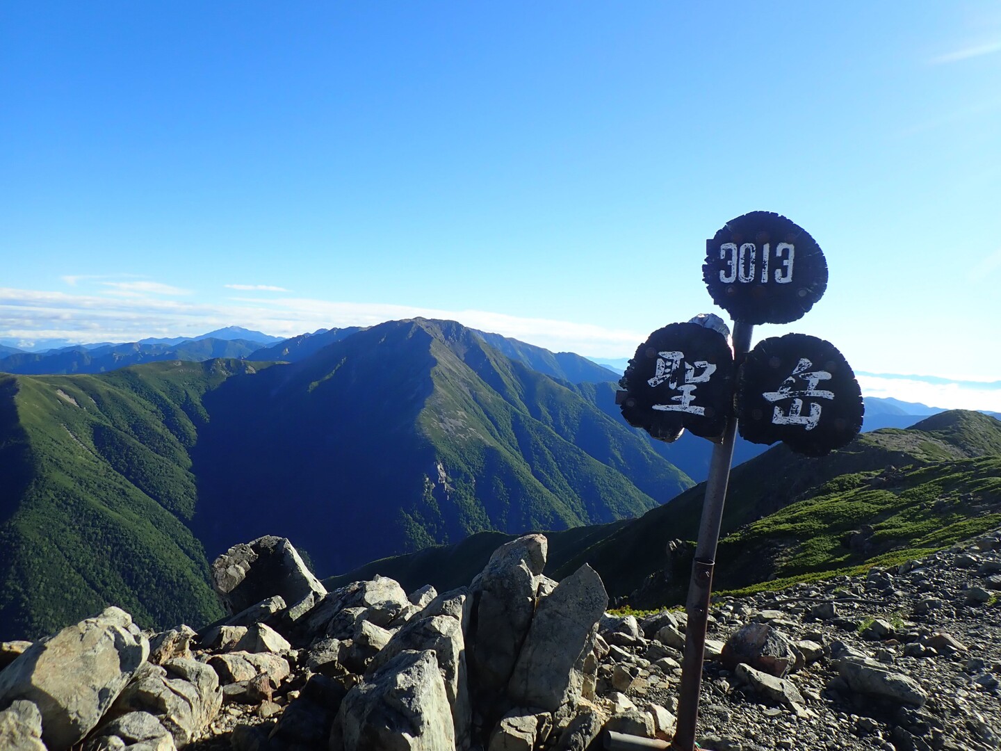 聖沢登山口in 茶臼岳登山口out テント泊 公共交通機関利用 / mikaさんの登山の活動データ | YAMAP / ヤマップ