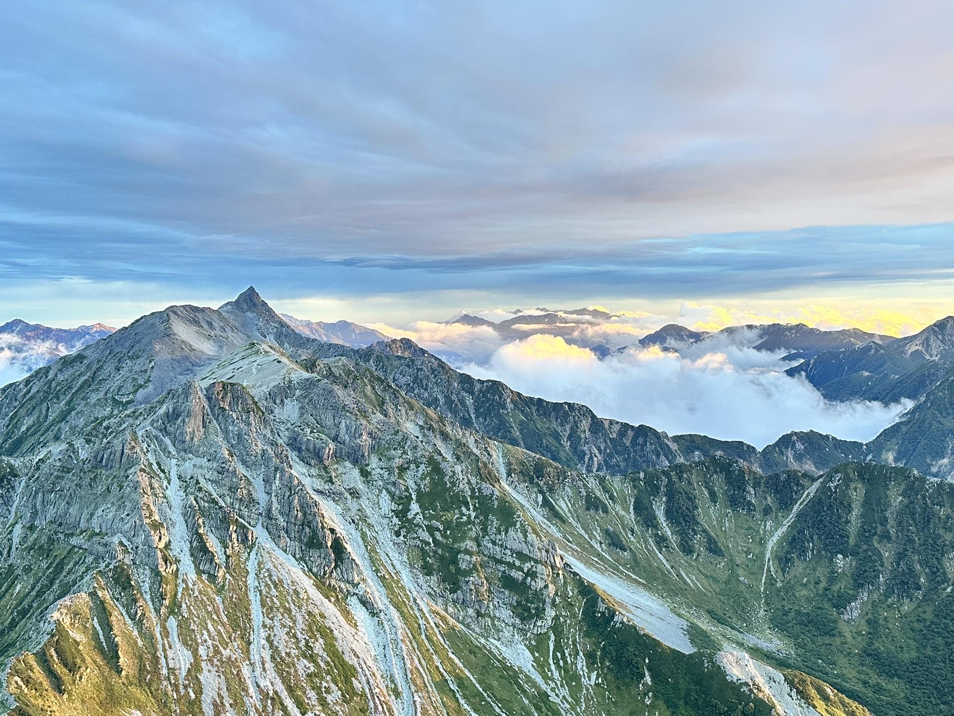 憧れの絶景🤩北穂高岳南峰・北穂高岳 / aayanさんの槍ヶ岳・穂高岳・上高地の活動データ | YAMAP / ヤマップ