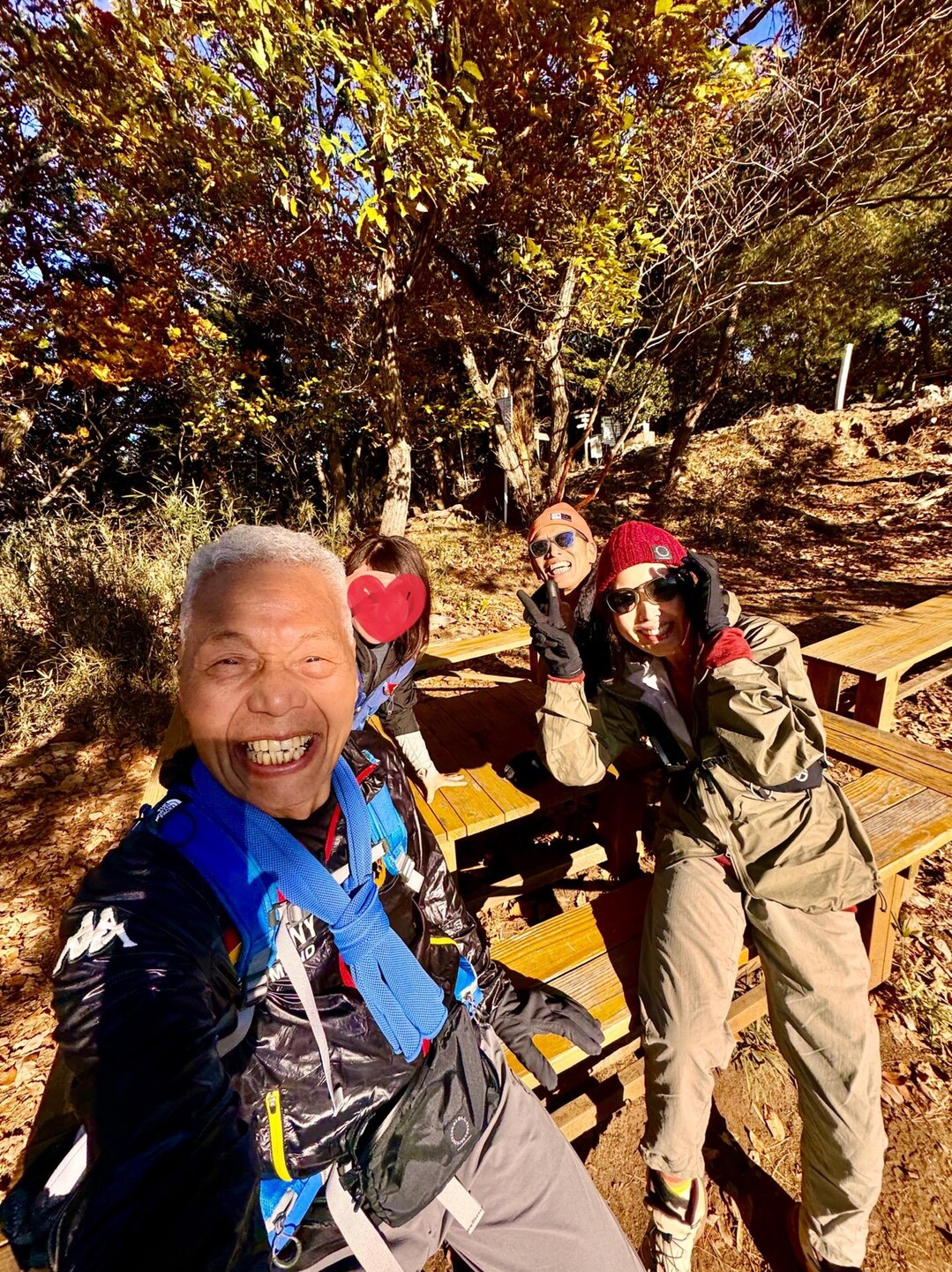 流石週末！吾妻山〜岡平⛰️愉快な仲間達🤗 / ｺﾖｩﾃ(coyote)さんの鳴神山・吾妻山の活動データ | YAMAP / ヤマップ
