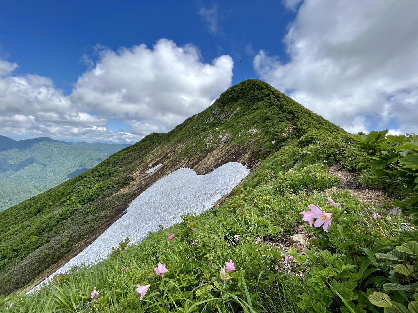 祝瓶山に浸って ️ / w823hさんの大朝日岳・朝日連峰・祝瓶山の活動データ | YAMAP / ヤマップ