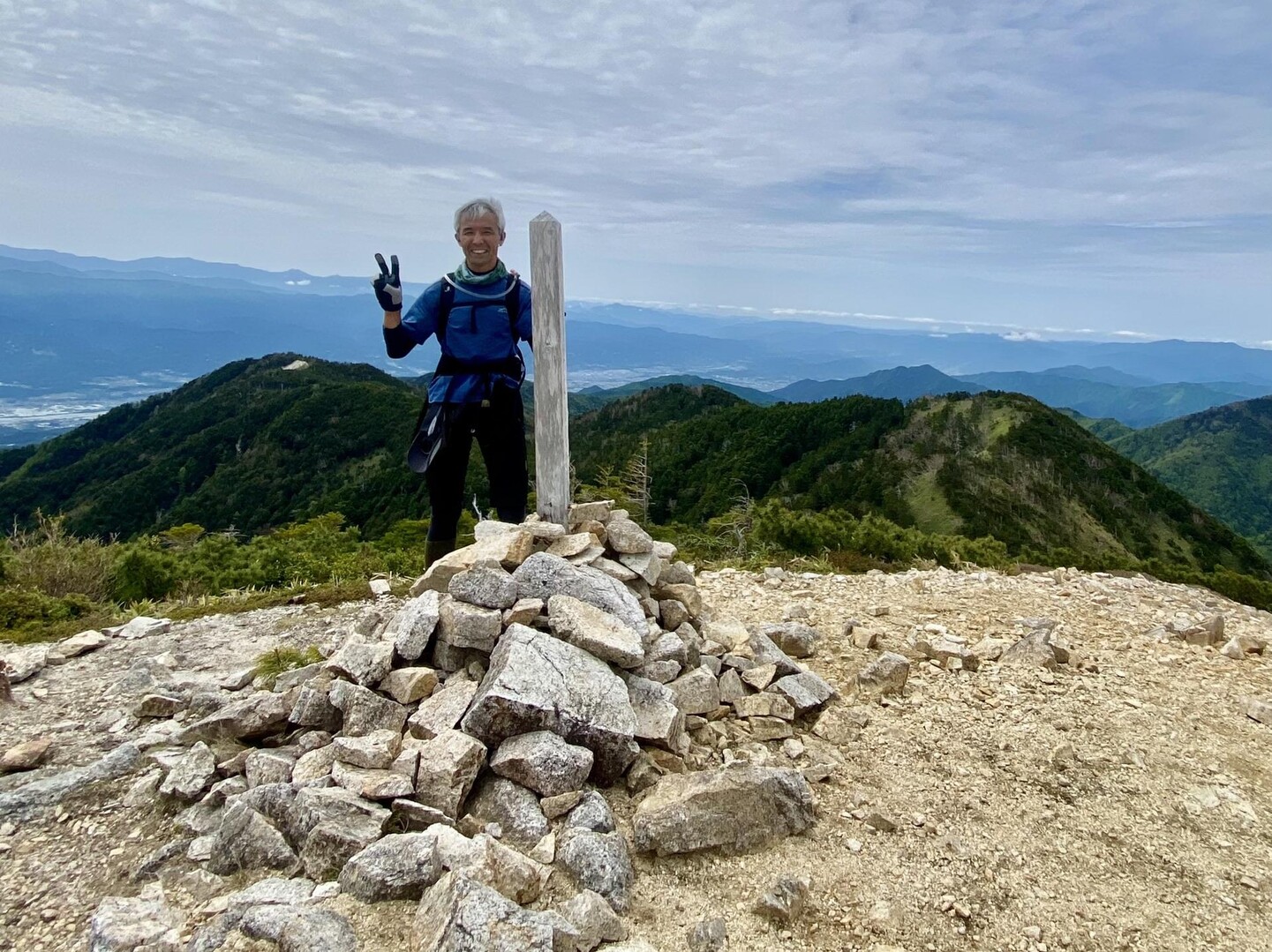 梅雨入り前に周回💨烏帽子岳〜念丈岳〜本高森山 / Y45Uさんの念丈岳・烏帽子岳・本高森山の活動日記 | YAMAP / ヤマップ