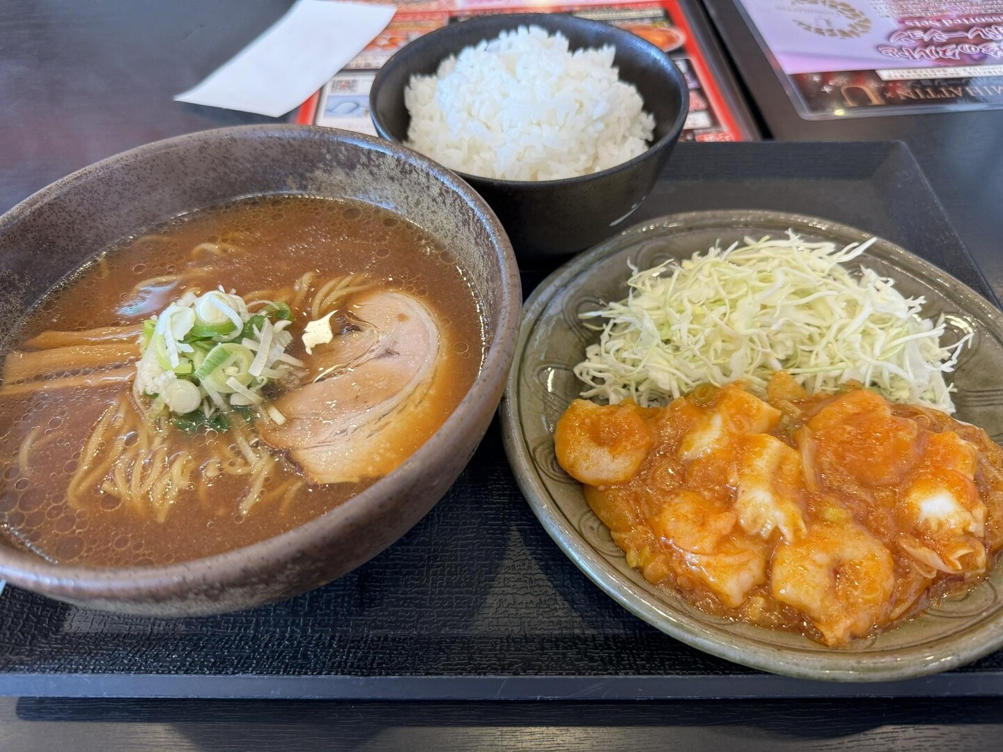 エビチリをご飯にぶっかけて かっ込むの大... / Milkyさんのモーメント | YAMAP / ヤマップ