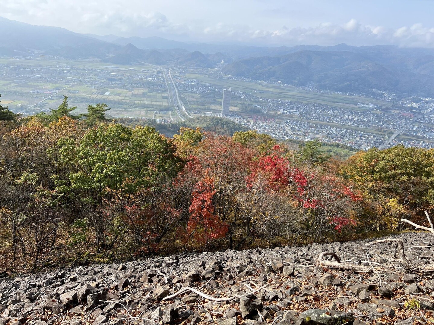 葉山・三吉山 / HALさんの三吉山・葉山の活動データ | YAMAP / ヤマップ