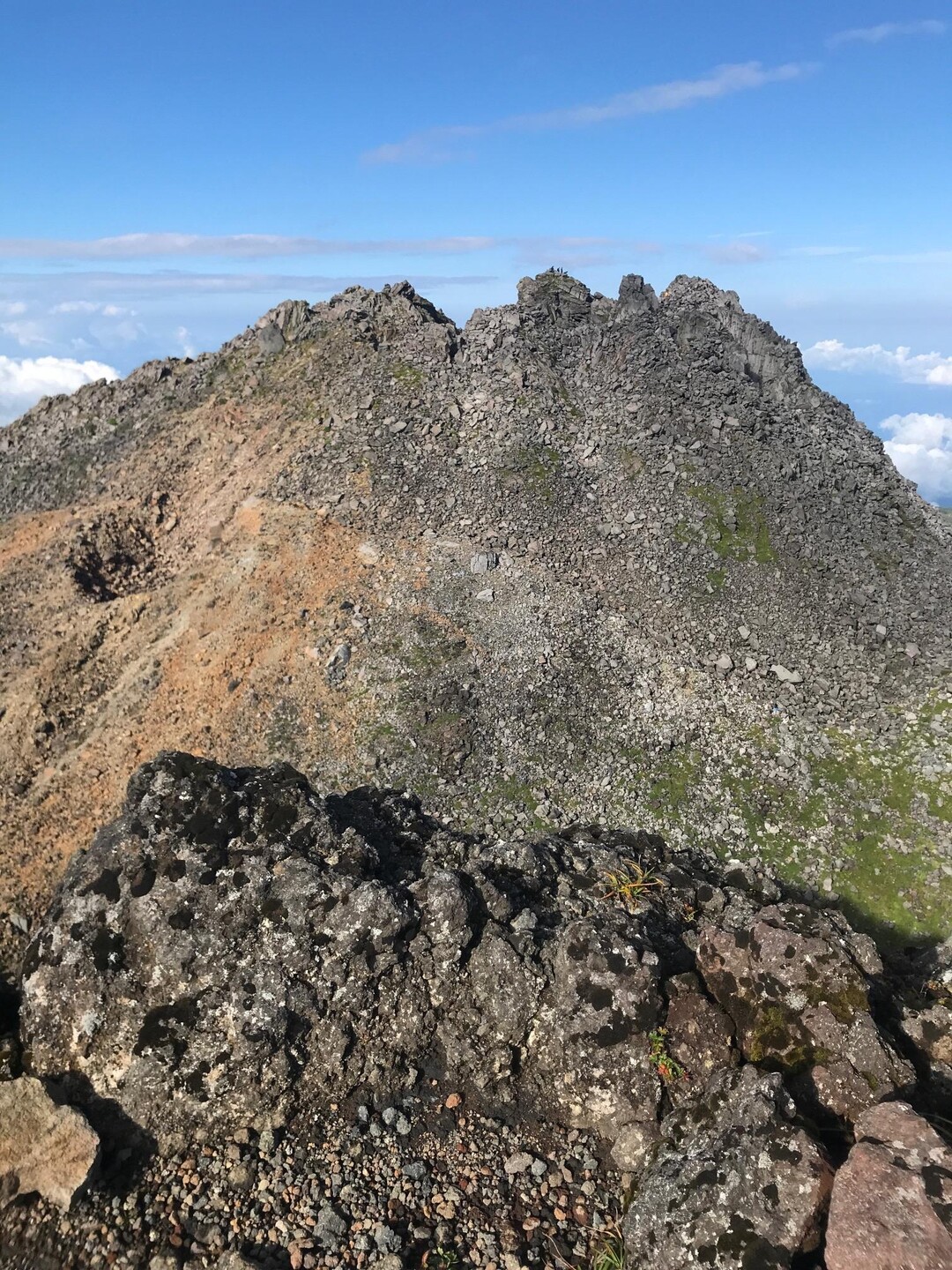 鳥海山 新山2236m.七高山2229m一泊二日 / ヨッシーさんの鳥海山・七高山・笙ヶ岳の活動データ | YAMAP / ヤマップ