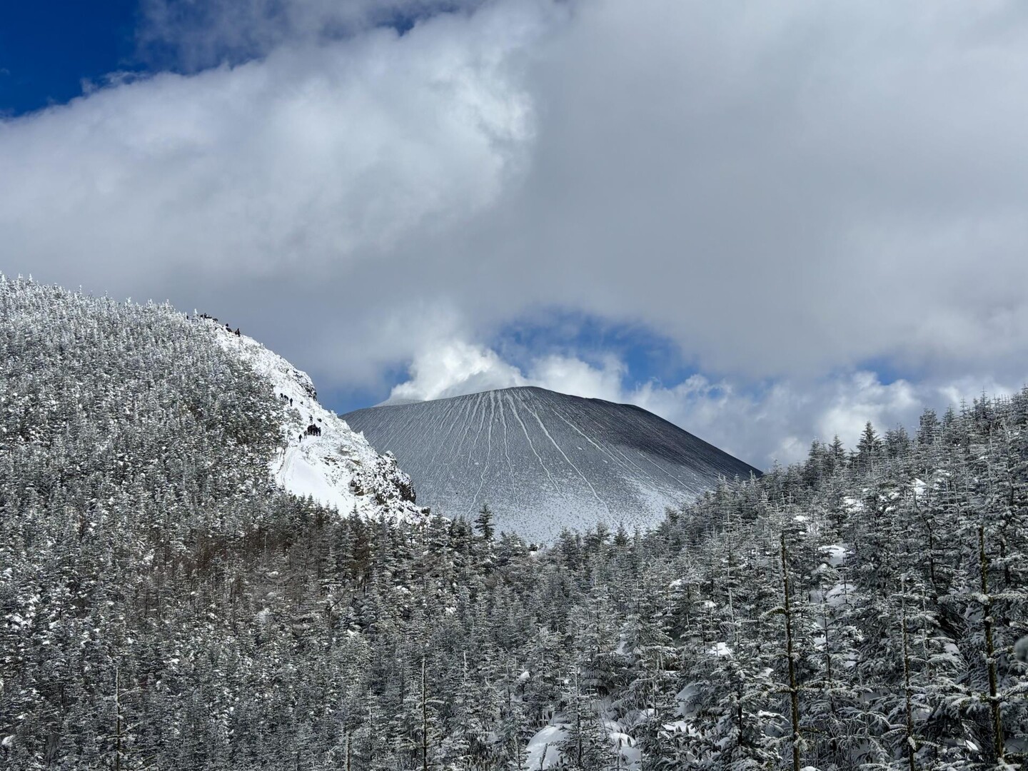 槍ヶ鞘・トーミの頭・黒斑山〜蛇骨の手前迄😆 / toshi:miさんの浅間山・黒斑山・篭ノ登山の活動データ | YAMAP / ヤマップ