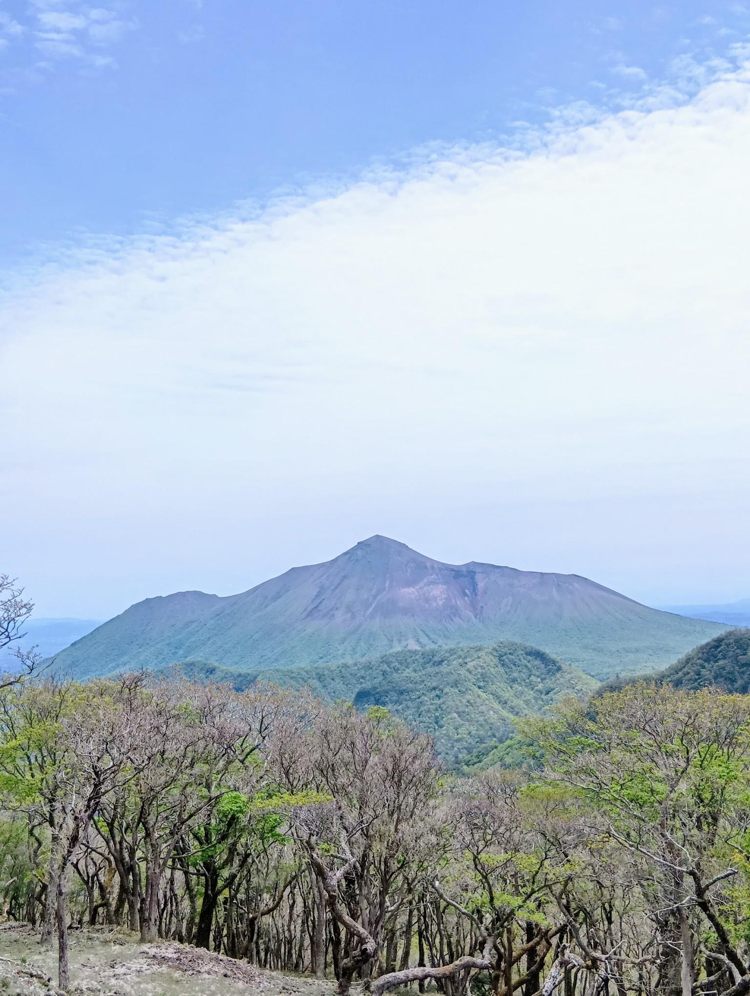 今日は☝️修行😝（夷守岳・丸岡山） / Re（陽だまり）さんの霧島山・韓国岳・高千穂峰・夷守岳・烏帽子岳の活動データ | YAMAP / ヤマップ