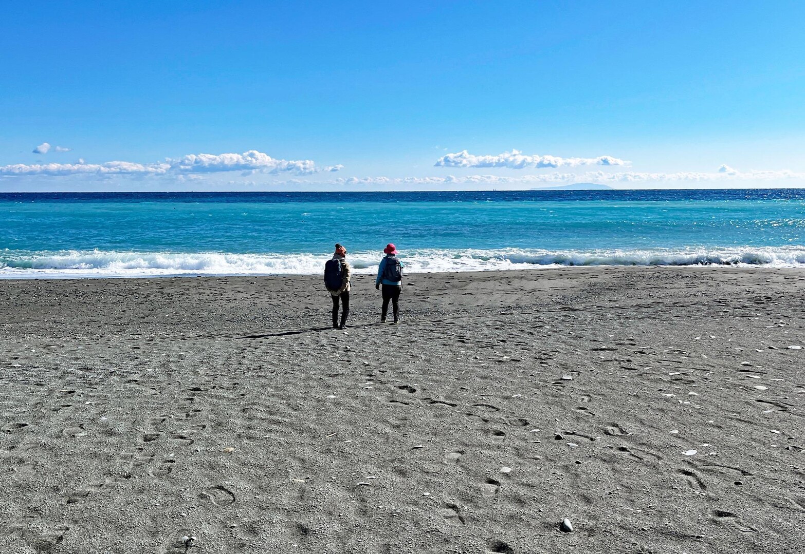 袖ヶ浦海岸から約60km先に浮かぶ大島、... / しん坊さんのモーメント | YAMAP / ヤマップ