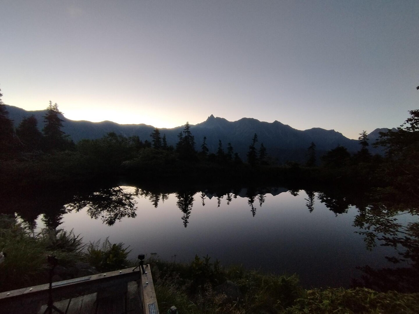 8月11日 山の日 鏡平山荘 鏡池に映る... / horitakaさんのモーメント | YAMAP / ヤマップ