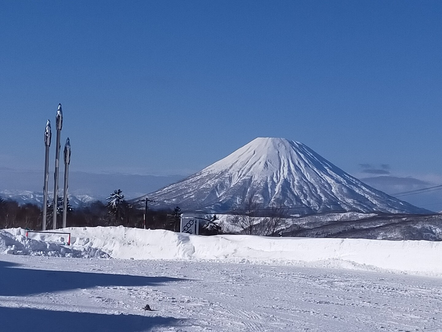 喜茂別町のカントリーサインは中山峠から撮... / sikasunさんのモーメント | YAMAP / ヤマップ