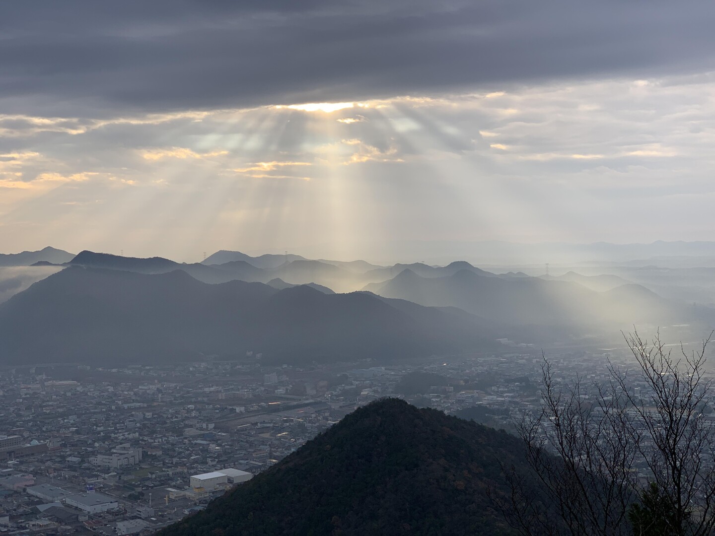 矢筈山 日の出を求めて / ようぞうさんさんの角尾山・五峰山・矢筈山の活動データ | YAMAP / ヤマップ