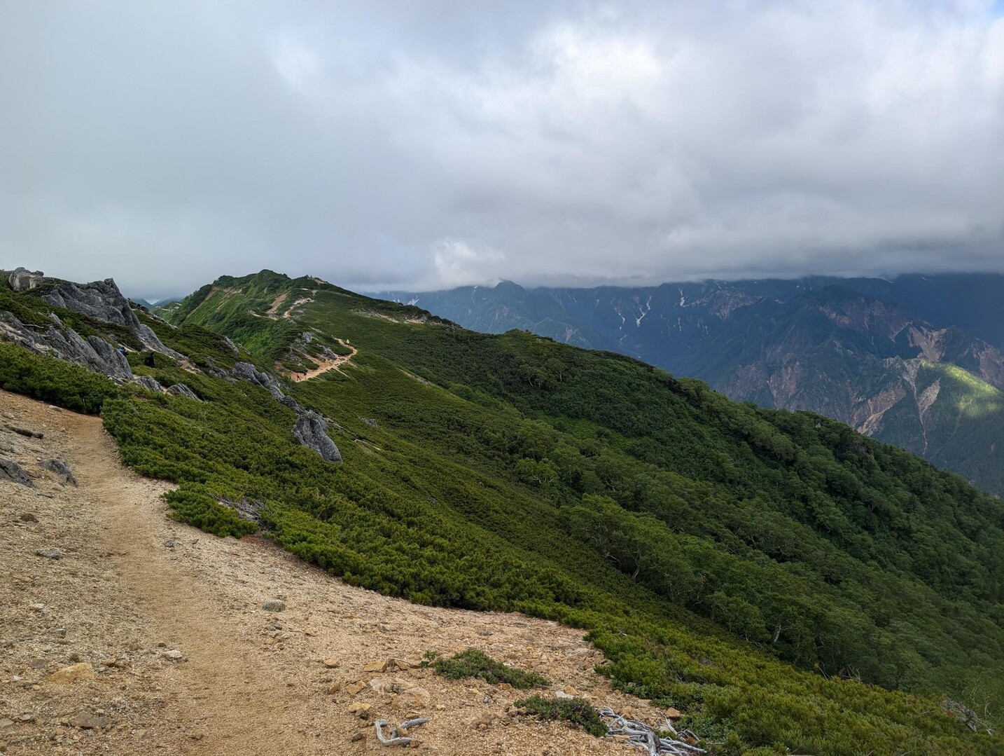 大下りノ頭・合戦沢の頭 / バンビ_Enさんの燕岳・餓鬼岳・唐沢岳の活動データ | YAMAP / ヤマップ