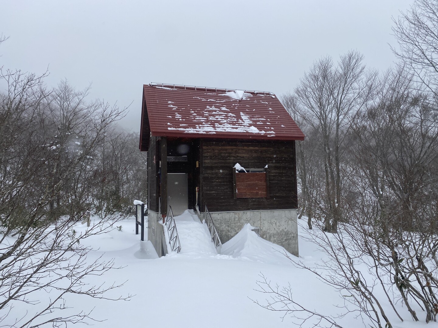 【船形山升沢避難小屋】故人を偲んで慰霊登山 / R_MAXさんの船形山（御所山）・泉ヶ岳・蛇ヶ岳の活動データ | YAMAP / ヤマップ