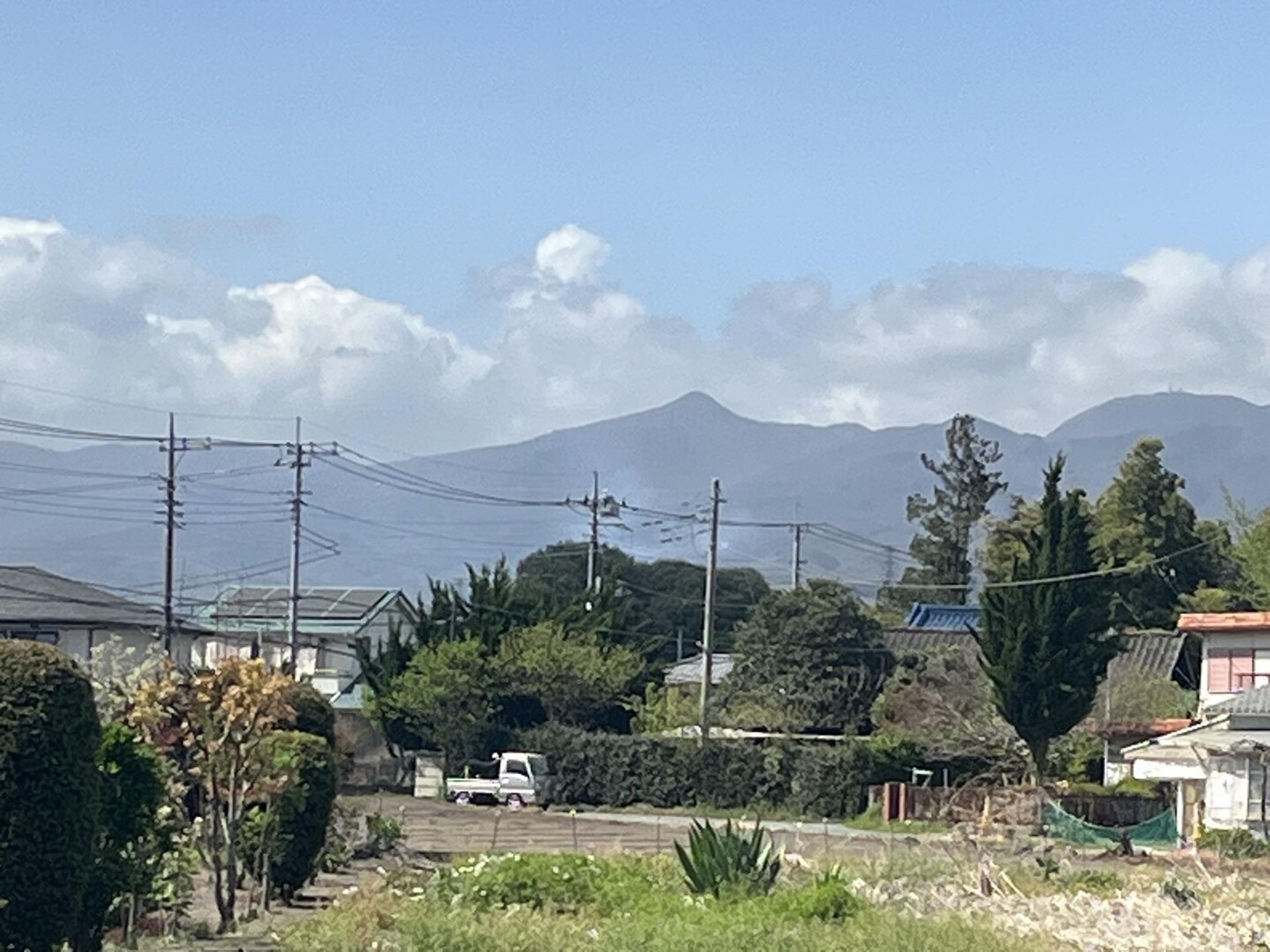 赤城山 荒山付近から煙が見えたので前橋市... / hachacha-umemeさんのモーメント | YAMAP / ヤマップ