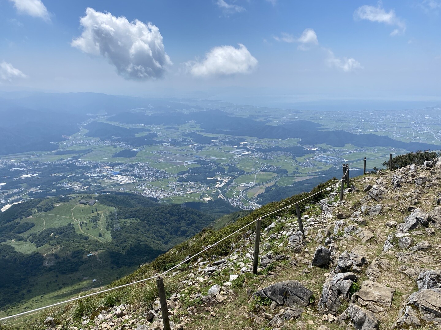 灼熱の登山💦伊吹山 / oniraさんの伊吹山・伊吹高原・御座峰の活動データ | YAMAP / ヤマップ