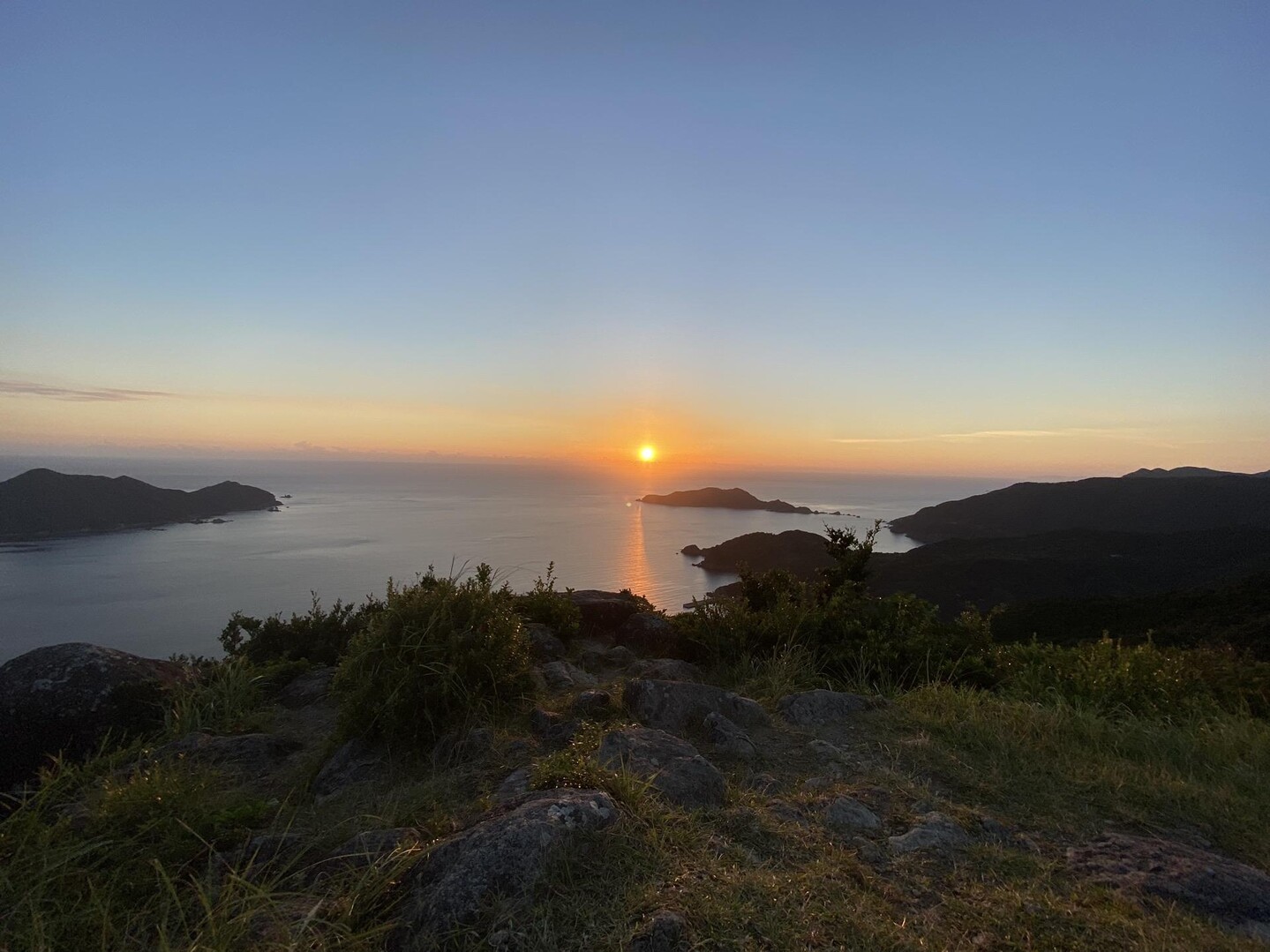 山の上から観る夕日も綺麗 / ポリゴンZさんのモーメント | YAMAP / ヤマップ
