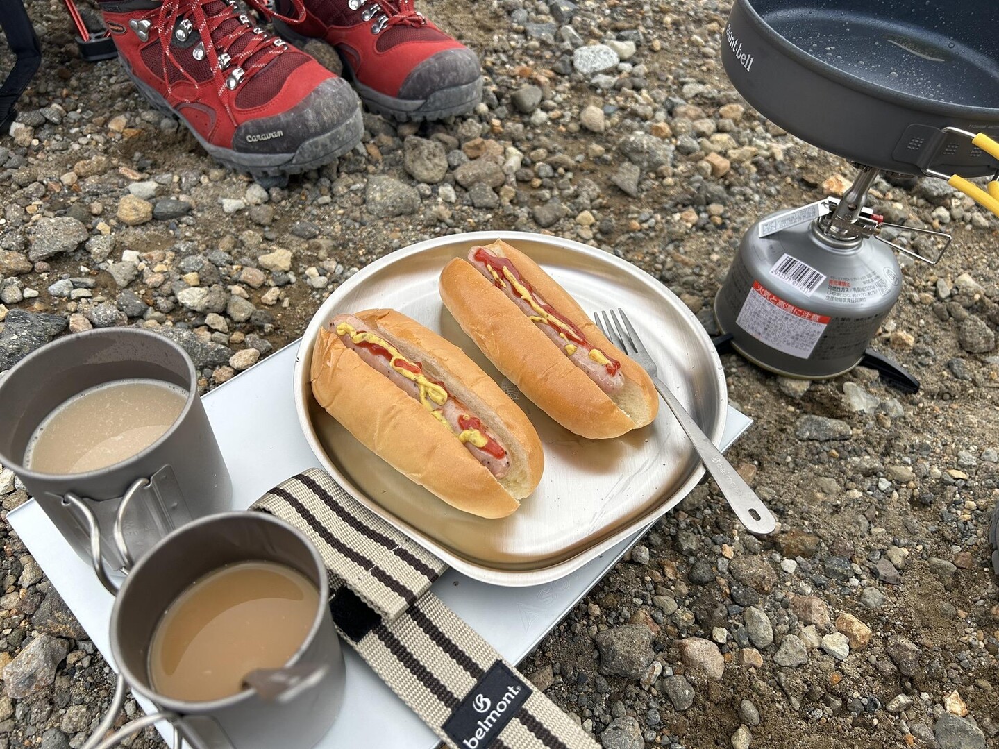 おすすめ簡単山ご飯ホットドッグ！ ウイン... / v-mix さんのモーメント | YAMAP / ヤマップ