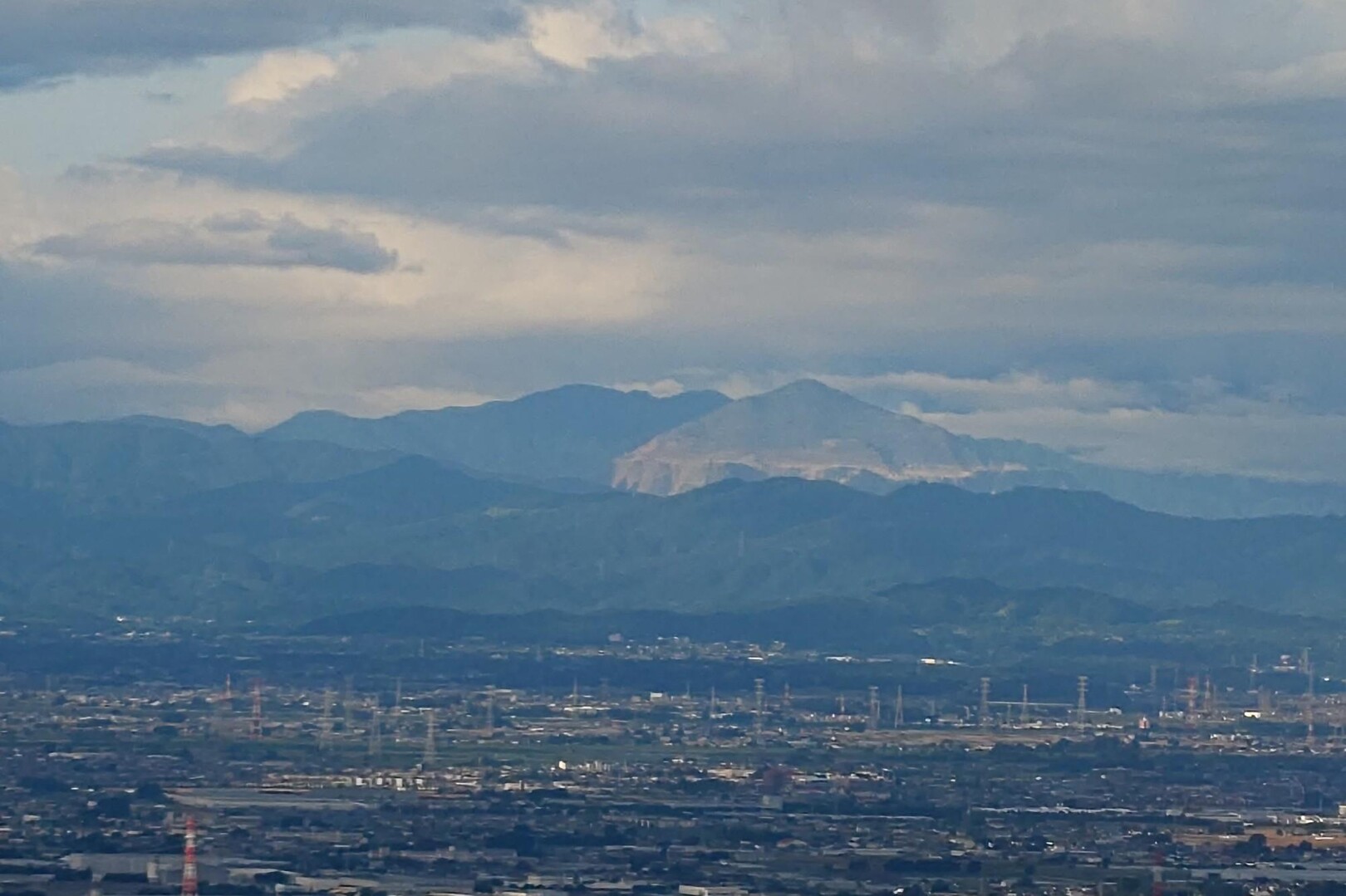 カラッと気持ち良き朝 25分登頂 / ta2さんの鳴神山・吾妻山の活動データ | YAMAP / ヤマップ
