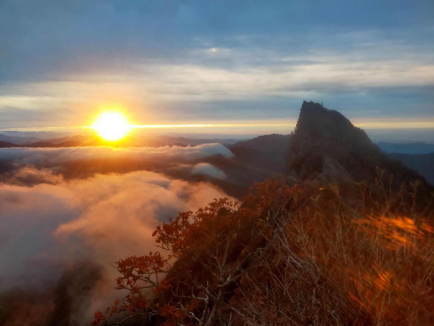 石鎚山 / bunpakuさんの石鎚山・堂ヶ森・二ノ森の活動データ | YAMAP / ヤマップ