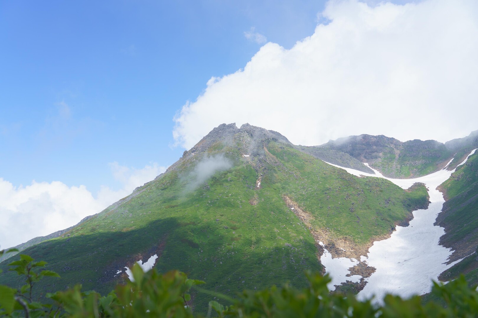 鳥海山と外輪山縦走 / YSKさんの鳥海山・七高山・笙ヶ岳の活動データ | YAMAP / ヤマップ