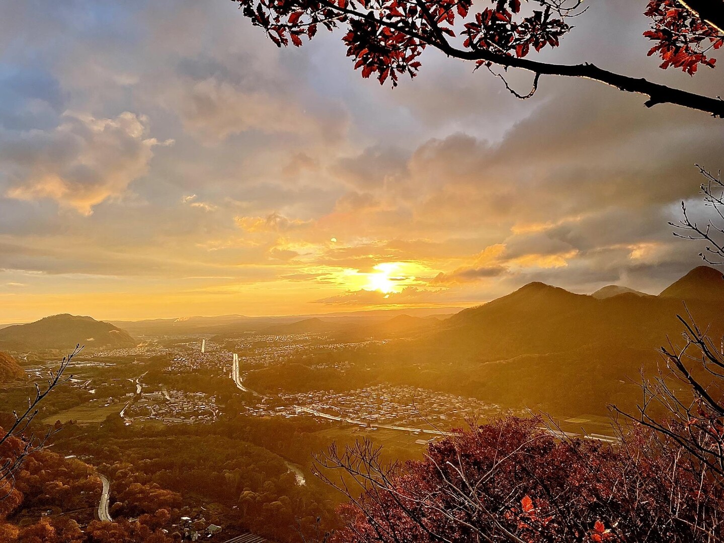 八剣山で狙っていないサンライズ＆🐿に遭遇 / むぎさんの観音岩山（八剣山）の活動データ | YAMAP / ヤマップ