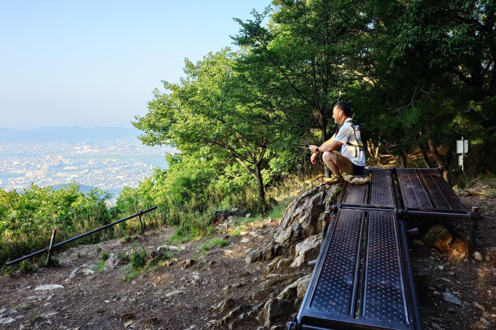 セールスタートの朝 27分登頂 / ta2さんの鳴神山・吾妻山の活動データ | YAMAP / ヤマップ