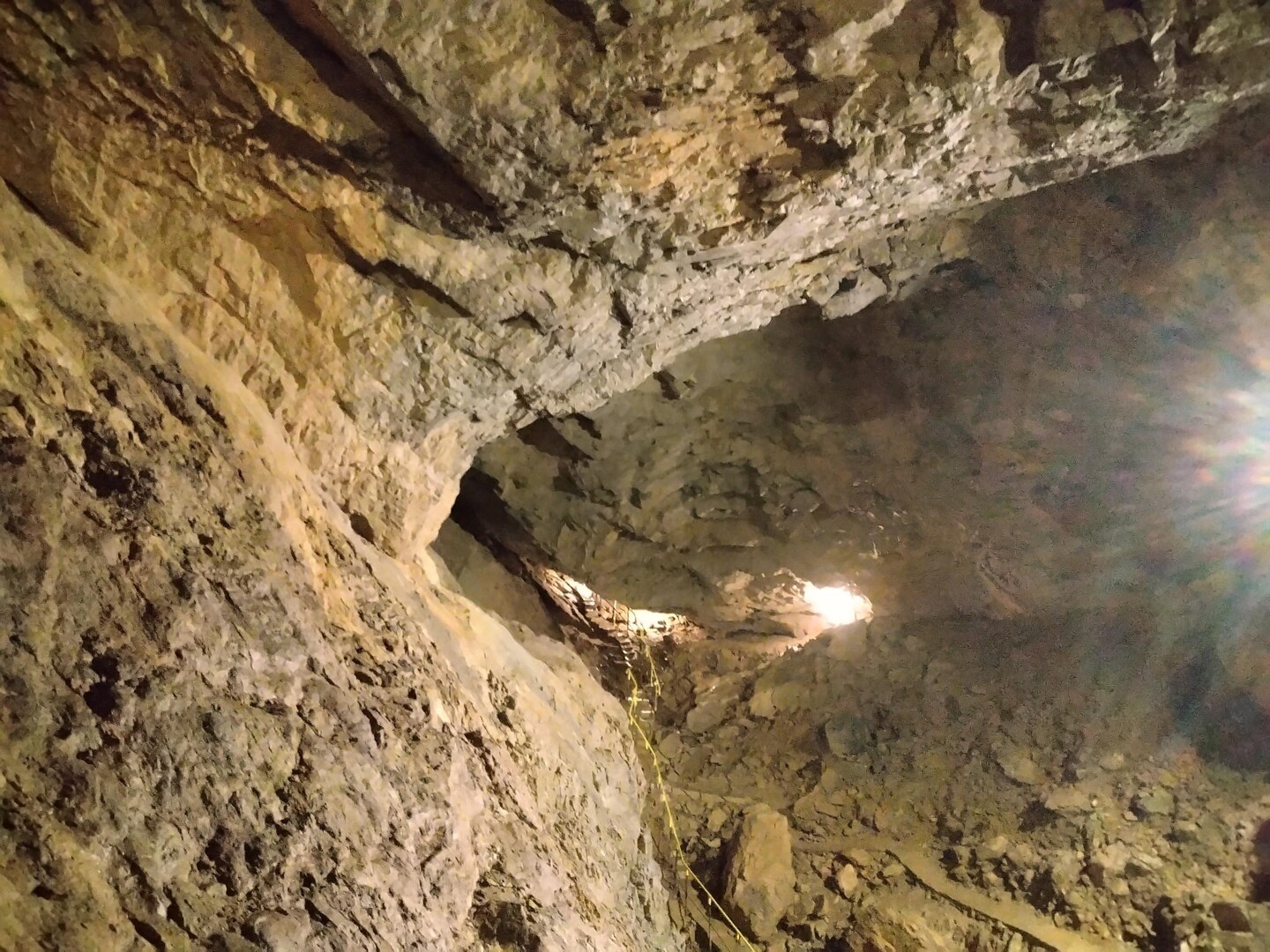 河内の風穴（洞窟） / YT9さんの霊仙山の活動データ | YAMAP / ヤマップ