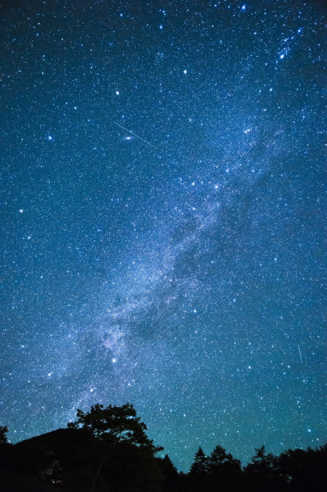 今年撮影できた天の川含む星空です。綺麗な... / YUHYAさんのモーメント | YAMAP / ヤマップ