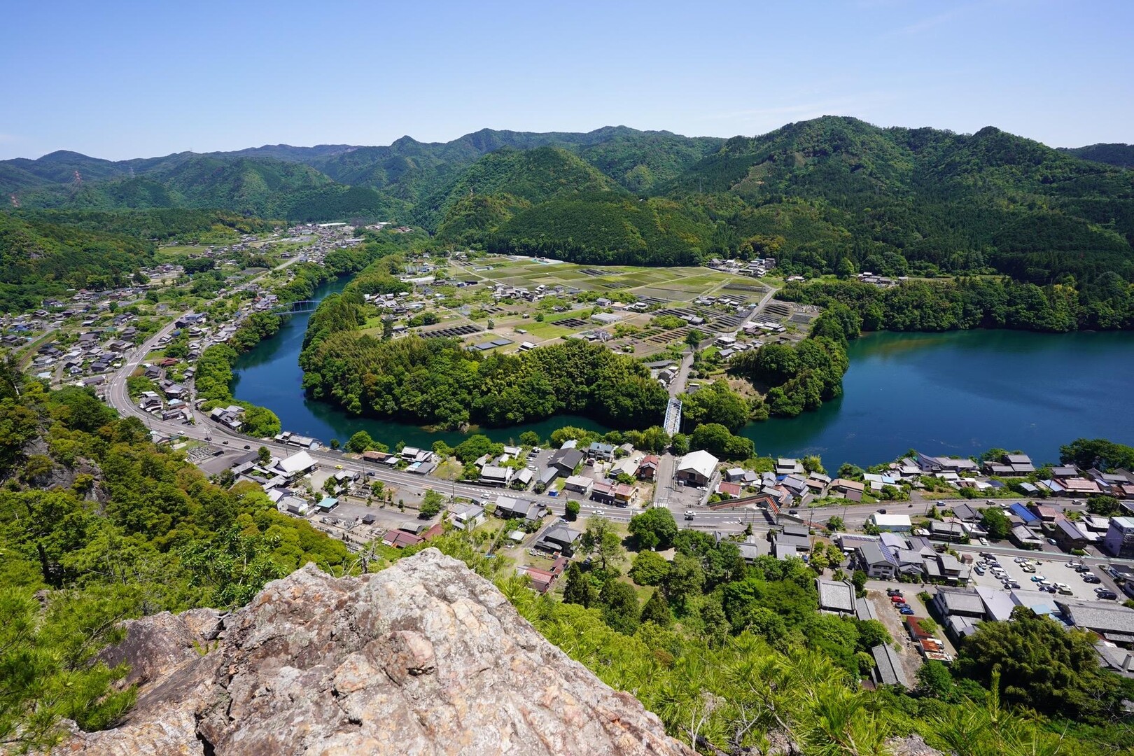 岐阜のグランドキャニオン「遠見山 (272m)」 / mats(まっつ)さんの権現山（御嶽山）の活動データ | YAMAP / ヤマップ
