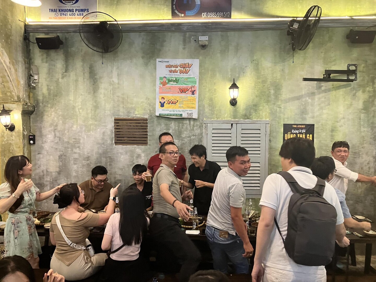 ベトナム🇻🇳の会社の飲み会にお呼ばれ... / KIYAtさんのモーメント | YAMAP / ヤマップ