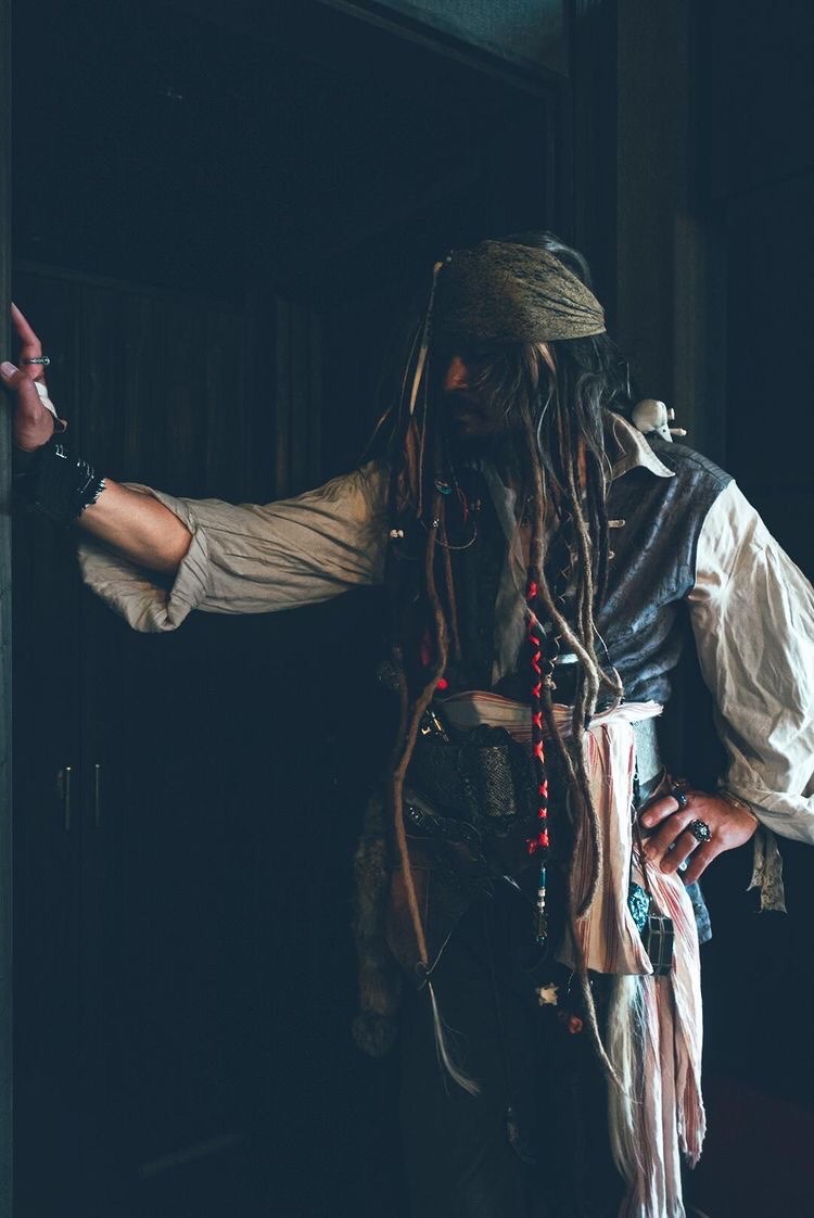仮装動画 https://youtu.... / Captain Jack Sparrow【町興し仮装者】さんのモーメント | YAMAP / ヤマップ