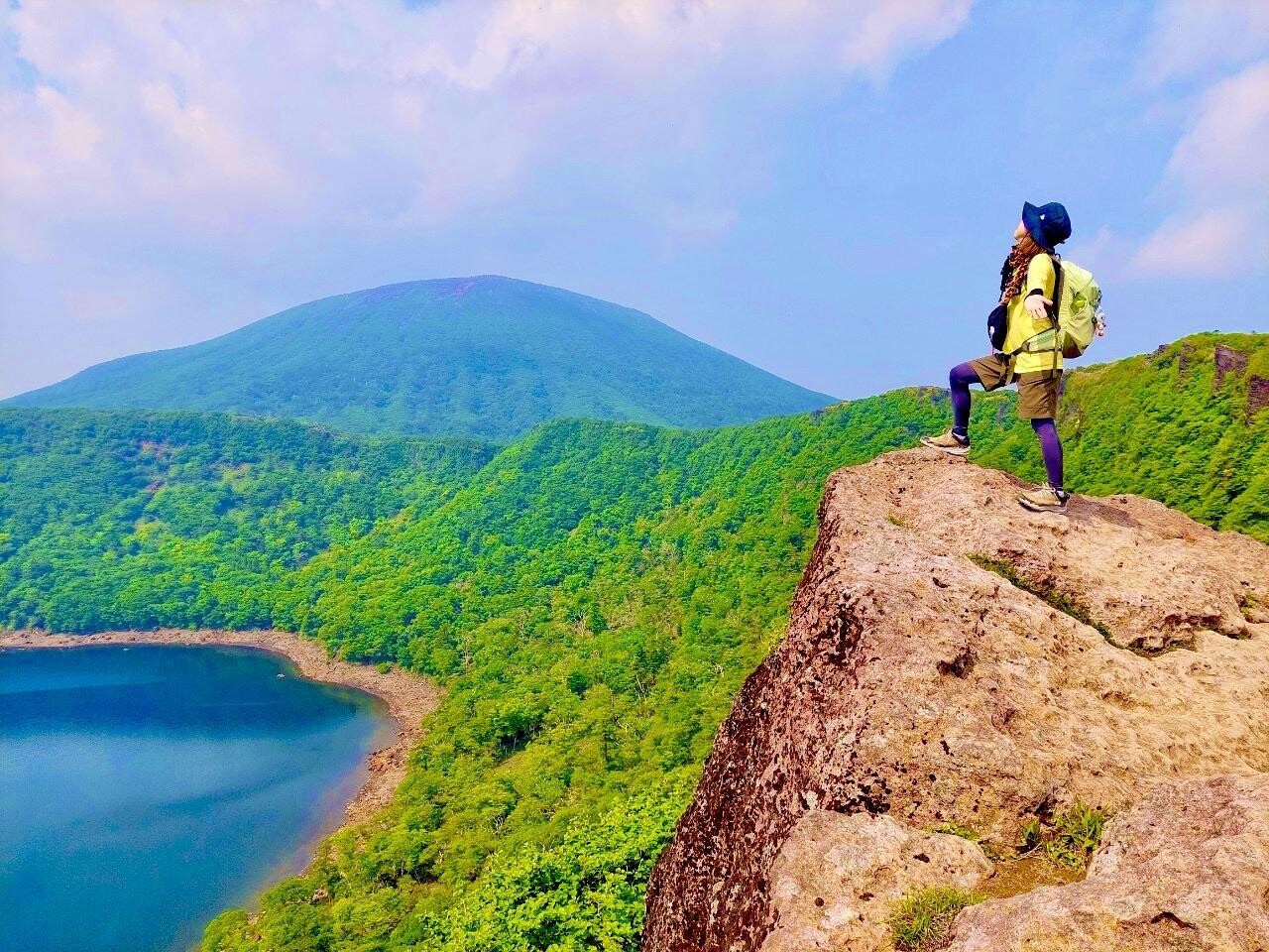 永遠に眺めていたい大浪池の韓国岳 / min.M'sさんの霧島山・韓国岳・高千穂峰・夷守岳・烏帽子岳の活動データ | YAMAP / ヤマップ