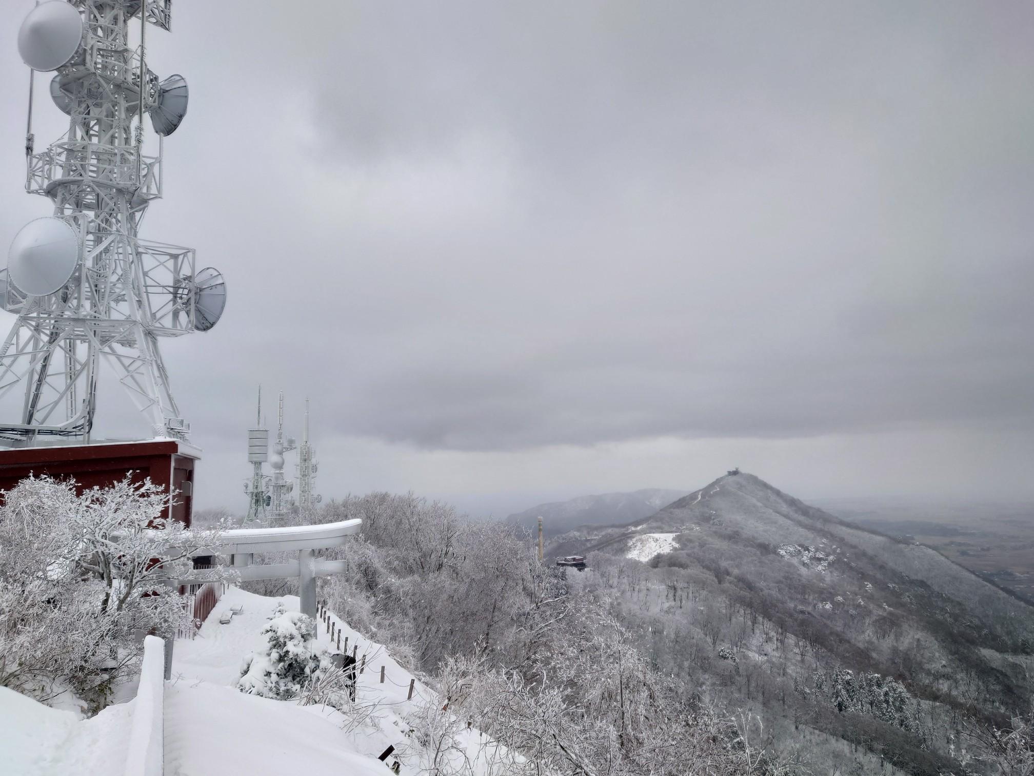 新潟らしい曇天模様 弥彦山・多宝山 / のりとしさんの弥彦山・多宝山・雨乞山の活動データ | YAMAP / ヤマップ