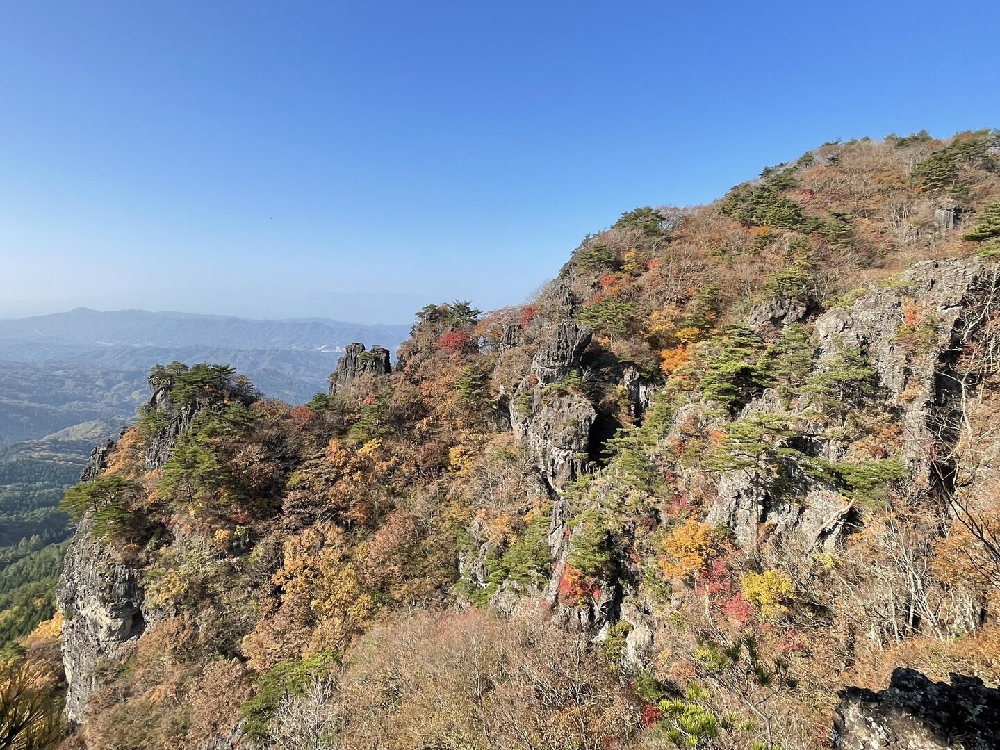 霊山で岩峰めぐり🪨🍁 / mieさんの霊山の活動データ | YAMAP / ヤマップ