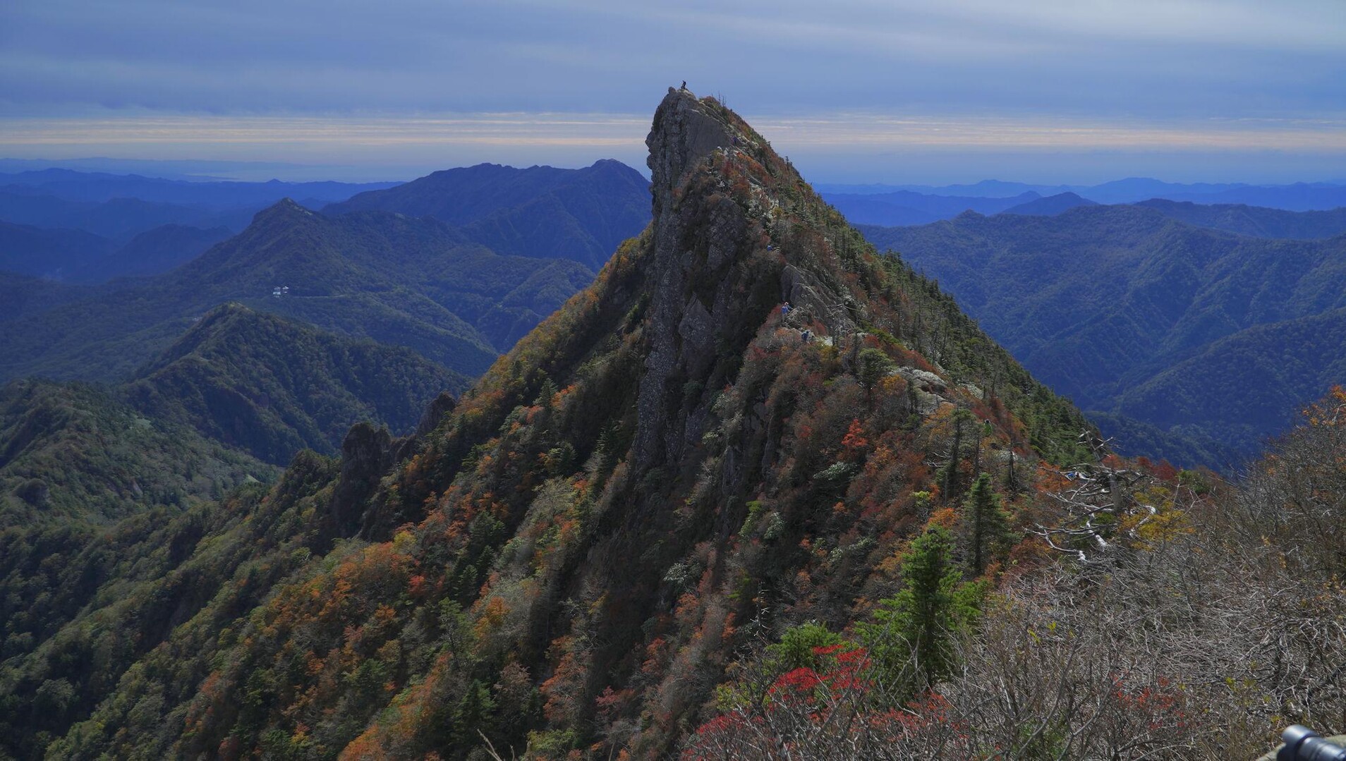 石鎚山・天狗岳・南尖峰 / FRVさんの石鎚山・堂ヶ森・二ノ森の活動データ | YAMAP / ヤマップ