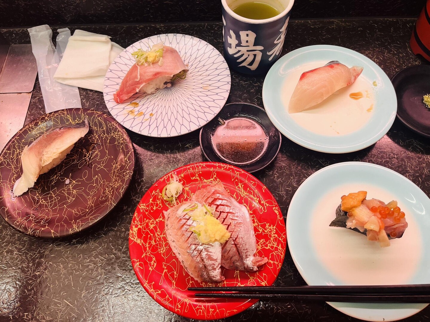 夜勤前の贅沢🍣夢中で取っては食べてしま... / zooooo_nさんのモーメント | YAMAP / ヤマップ