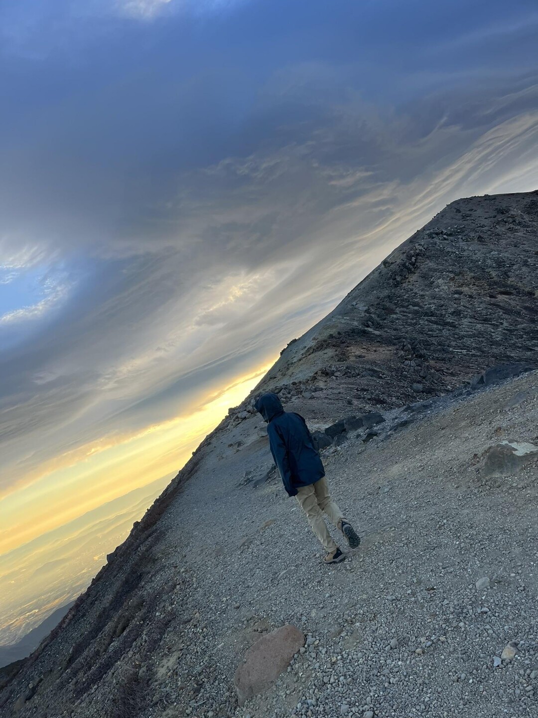 爆風🌪だけど最高 一切経山.吾妻小富士🍁 / yayokoさんの吾妻山・一切経山の活動データ | YAMAP / ヤマップ