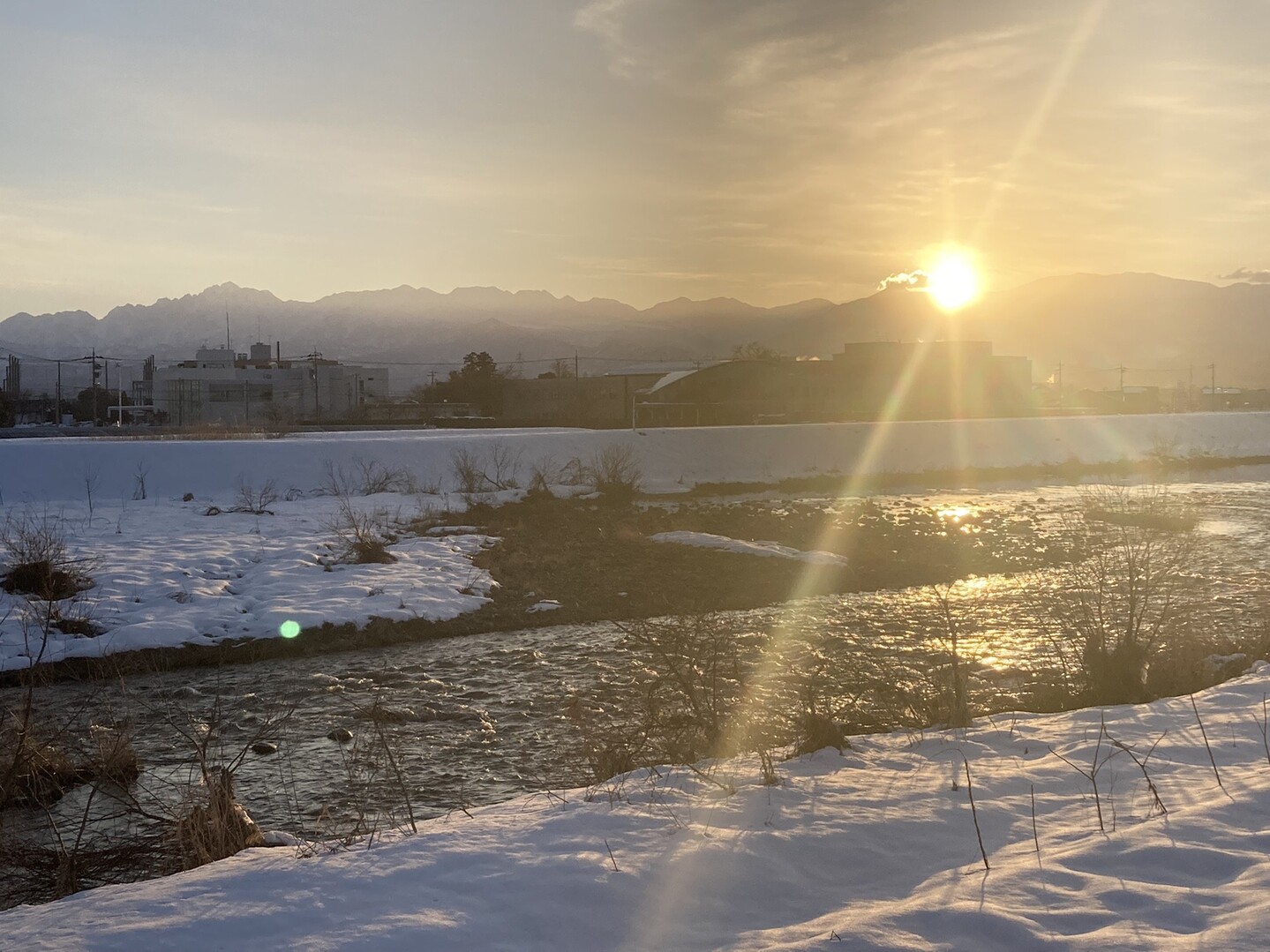 今朝の立山連峰です 家の2Fより覗いた... / emikoroさんのモーメント | YAMAP / ヤマップ