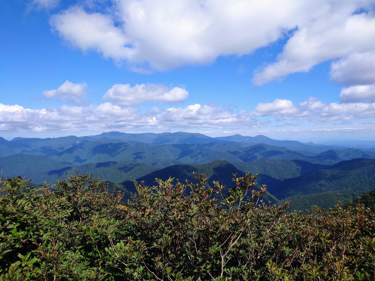 面白山は…展望台だった / POKAさんの面白山・神室岳・大東岳・雨呼山の活動データ | YAMAP / ヤマップ