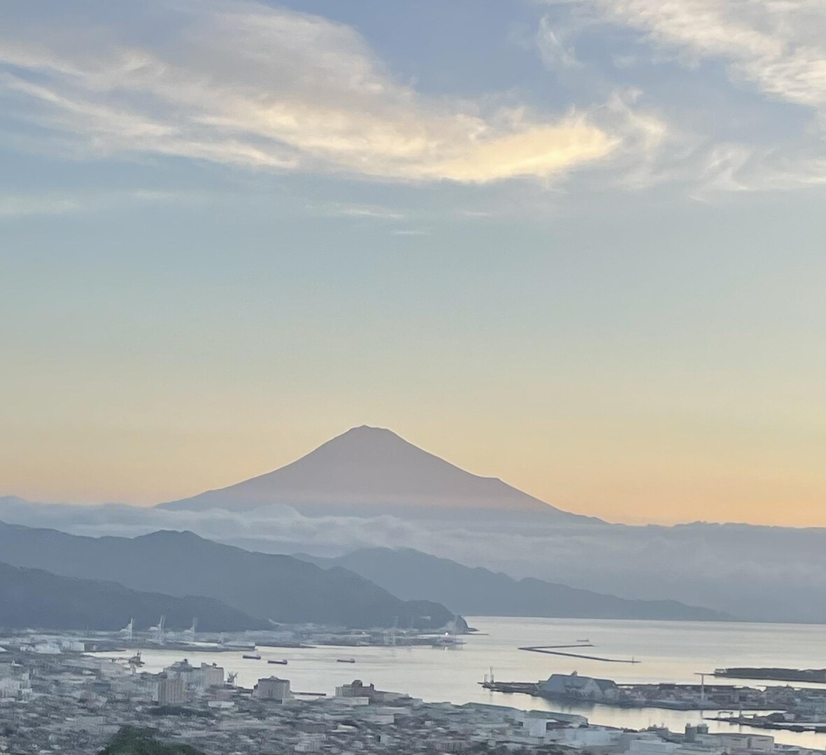 本日の我が家からの眺めをどうぞ⛰️ ... / かくさん。しぞーかさんのモーメント | YAMAP / ヤマップ
