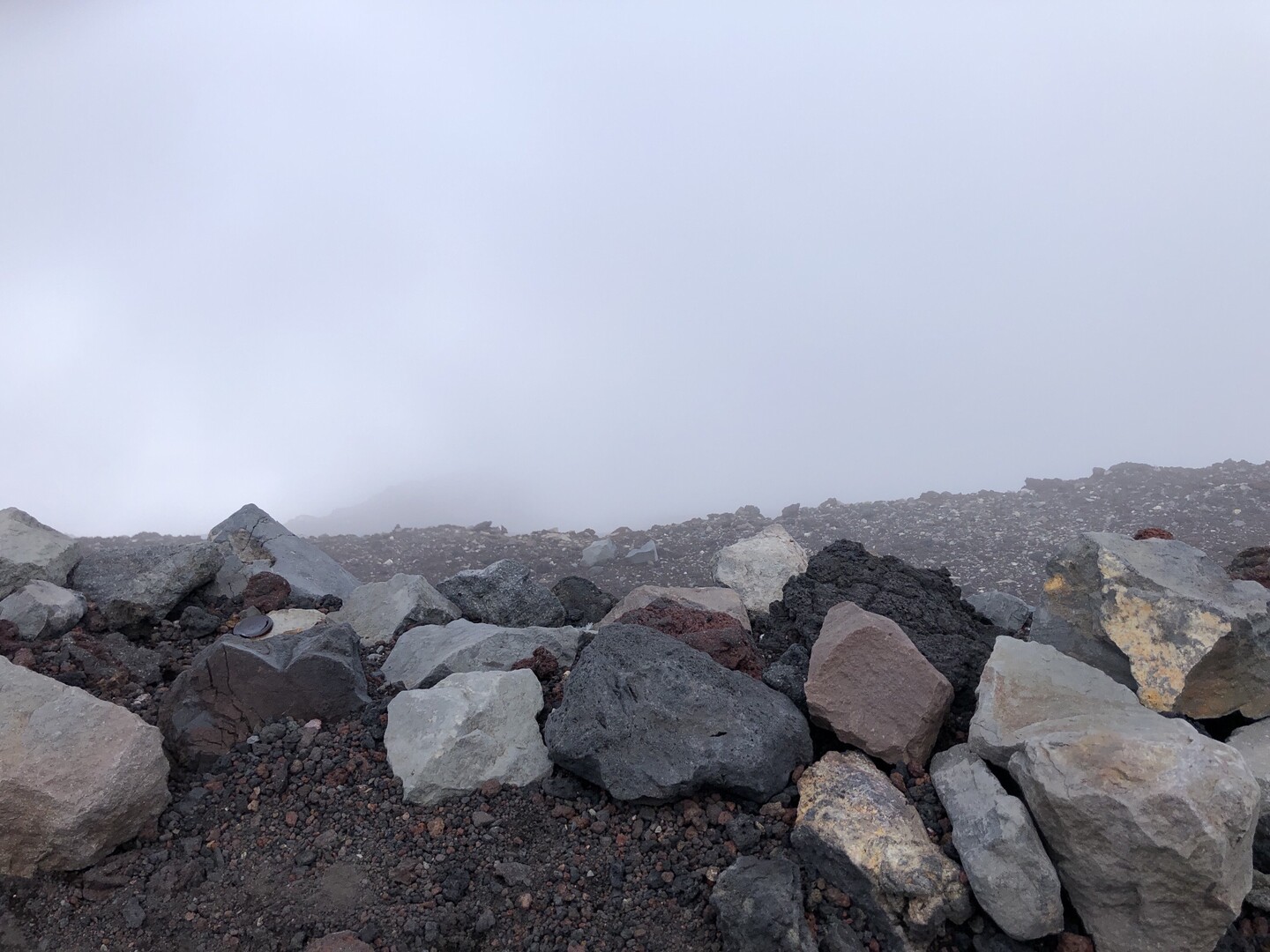 富士山須走ルート 初登頂 何も見えなかっ... / pokemaruさんのモーメント | YAMAP / ヤマップ