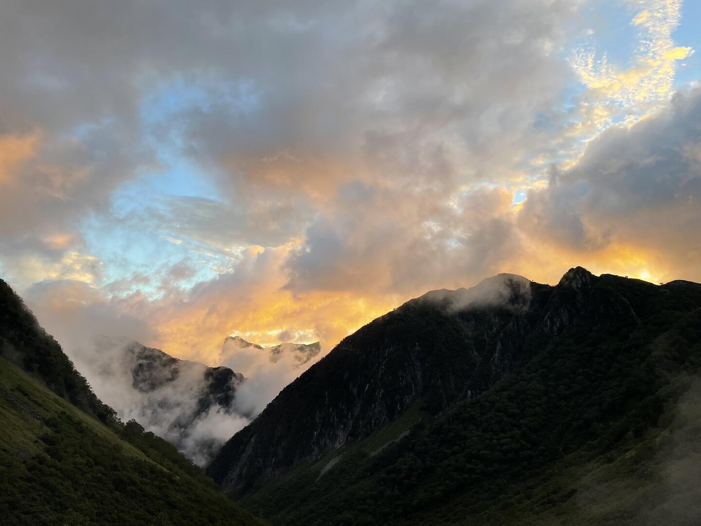 奥穂高岳は登る事に意義があるのです｡ / neko_powerさんの槍ヶ岳・穂高岳・上高地の活動データ | YAMAP / ヤマップ