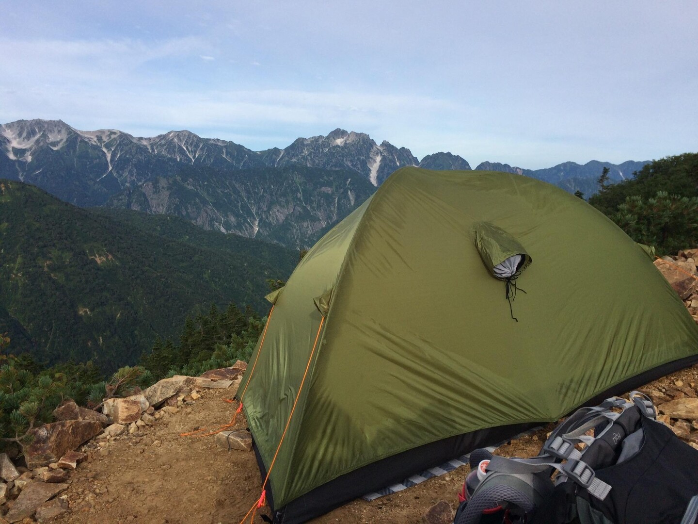 崖っぷちのマイテント⛺️ 剱岳ビューの... / Ken miuさんのモーメント | YAMAP / ヤマップ