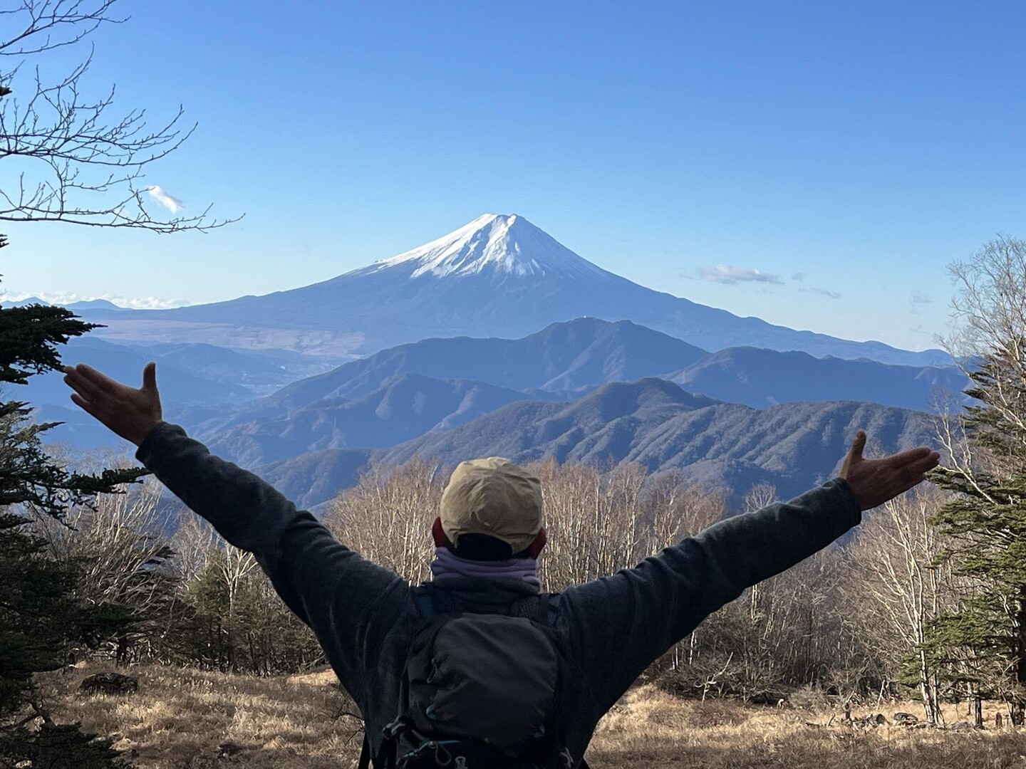 2024.11.30 雁ヶ腹摺山⛰️姥子山⛰️ / Ryo-Ryoさんの雁ヶ腹摺山・岩殿山の活動データ | YAMAP / ヤマップ