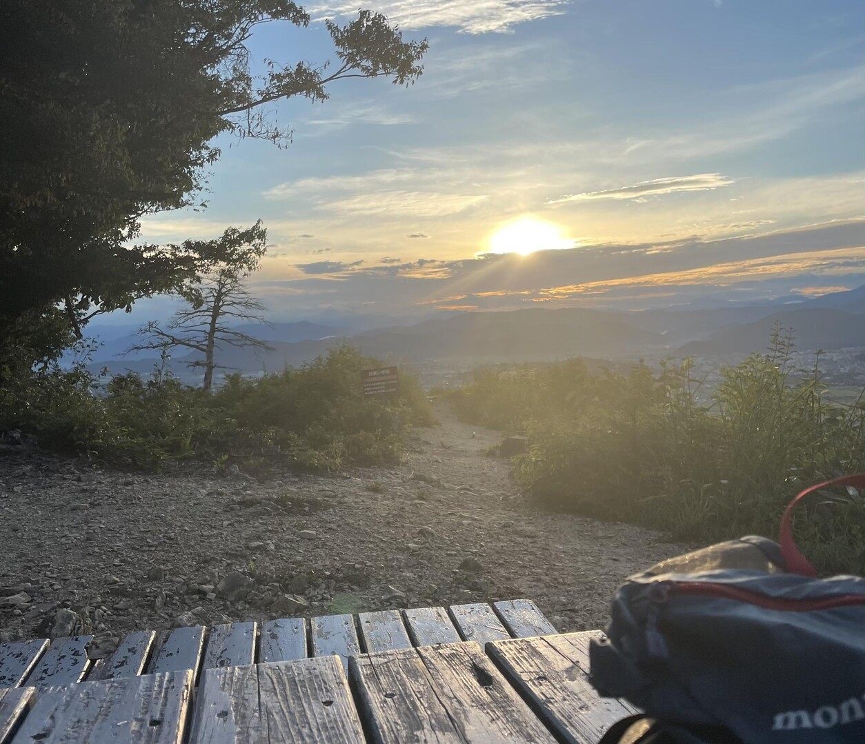 夏の終わりに三床山で御来光☀️ / yunyun♡さんの三床山・牧山・幸山の活動データ | YAMAP / ヤマップ