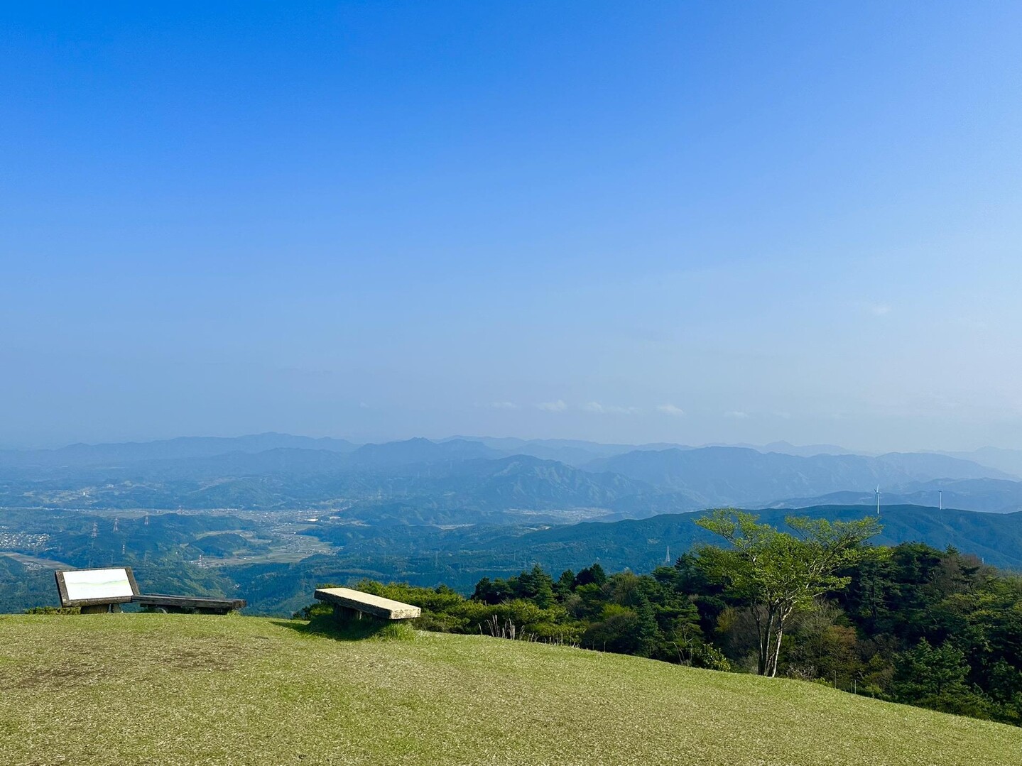 仕事終わり 青山ブルー🟦を堪能🤩髻山 ⛰ / nataiさんのウォーキングの活動データ | YAMAP / ヤマップ