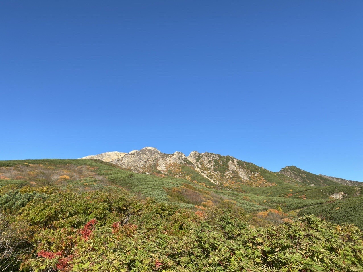 秋の御嶽山・剣ヶ峰⛰ / T.INOさんの御嶽山・継子岳・摩利支天山の活動データ | YAMAP / ヤマップ